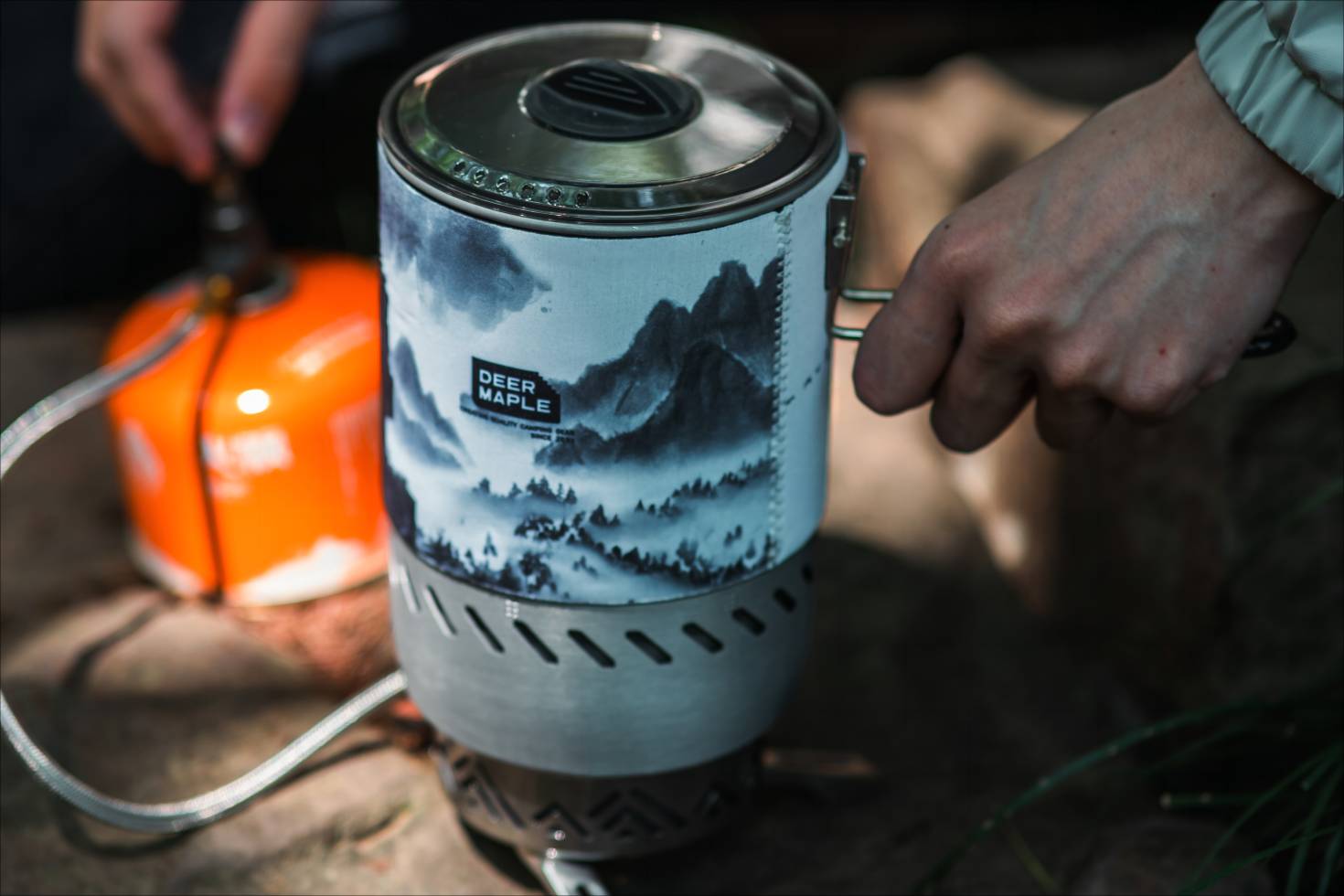 Mastering the Trail: Essential Backpacking Cooking Gear Guide - Deermaple