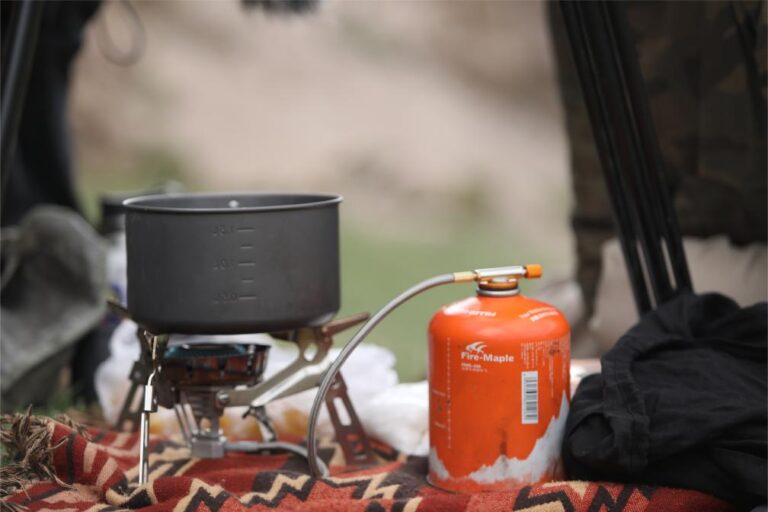 The Ultimate Guide to Camping Kitchen Essentials - Deermaple