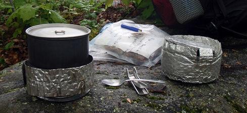 How to Make a Pot Cozy for Rehydrating Backpacking Meals - Deermaple