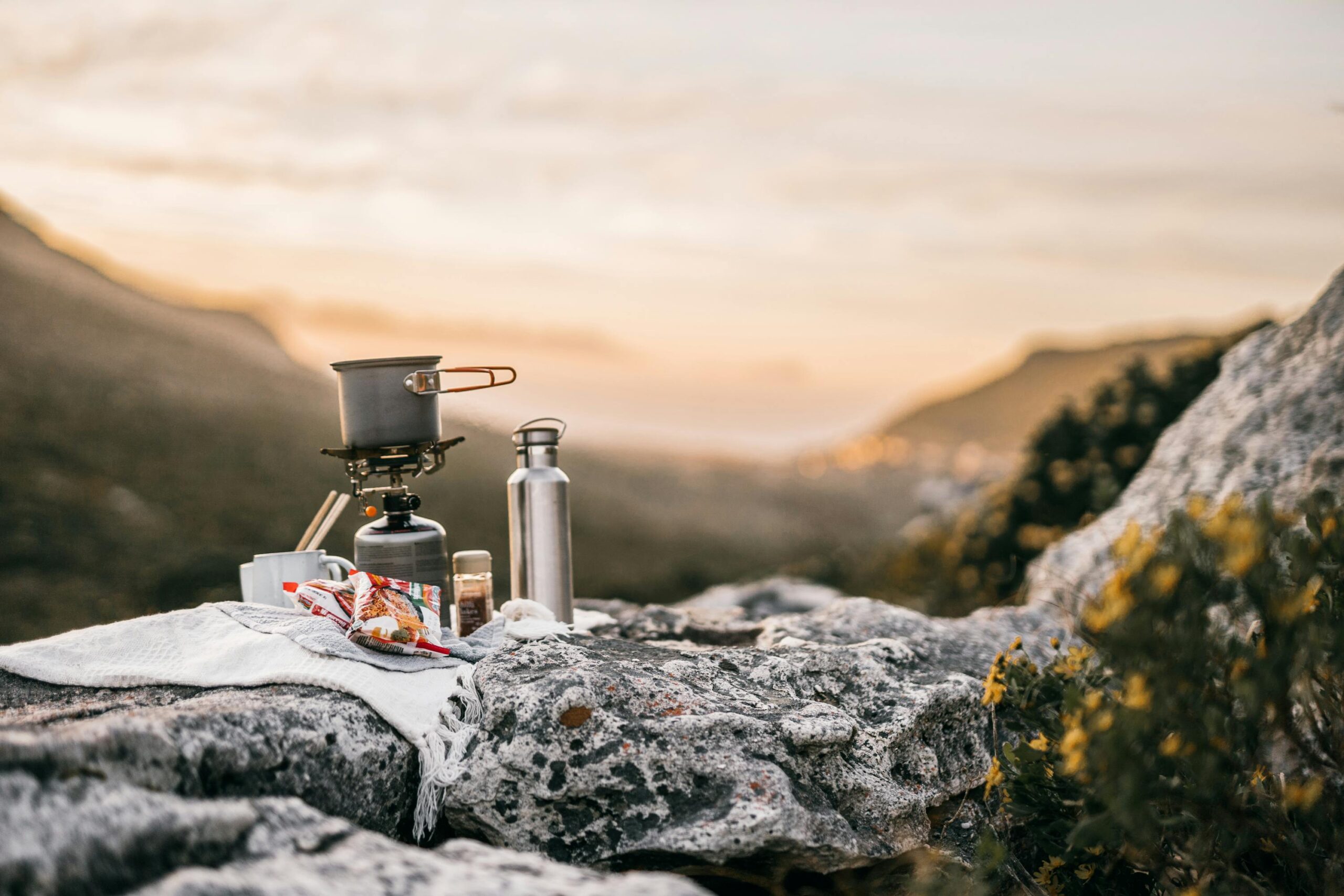 Best Titanium Cookware Set For Backpacking and Camping - Deermaple